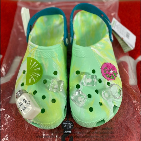CROCS | Shoes | Crocs X Margaritaville Size 1m | Poshmark
